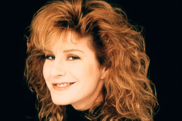 Chloe Webb Bio - Net Worth, Movies & TV Shows, Family, Husband ...